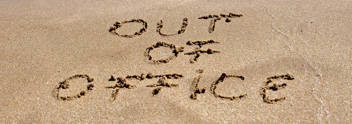 How to write a professional out of office vacation message - Quill Blog