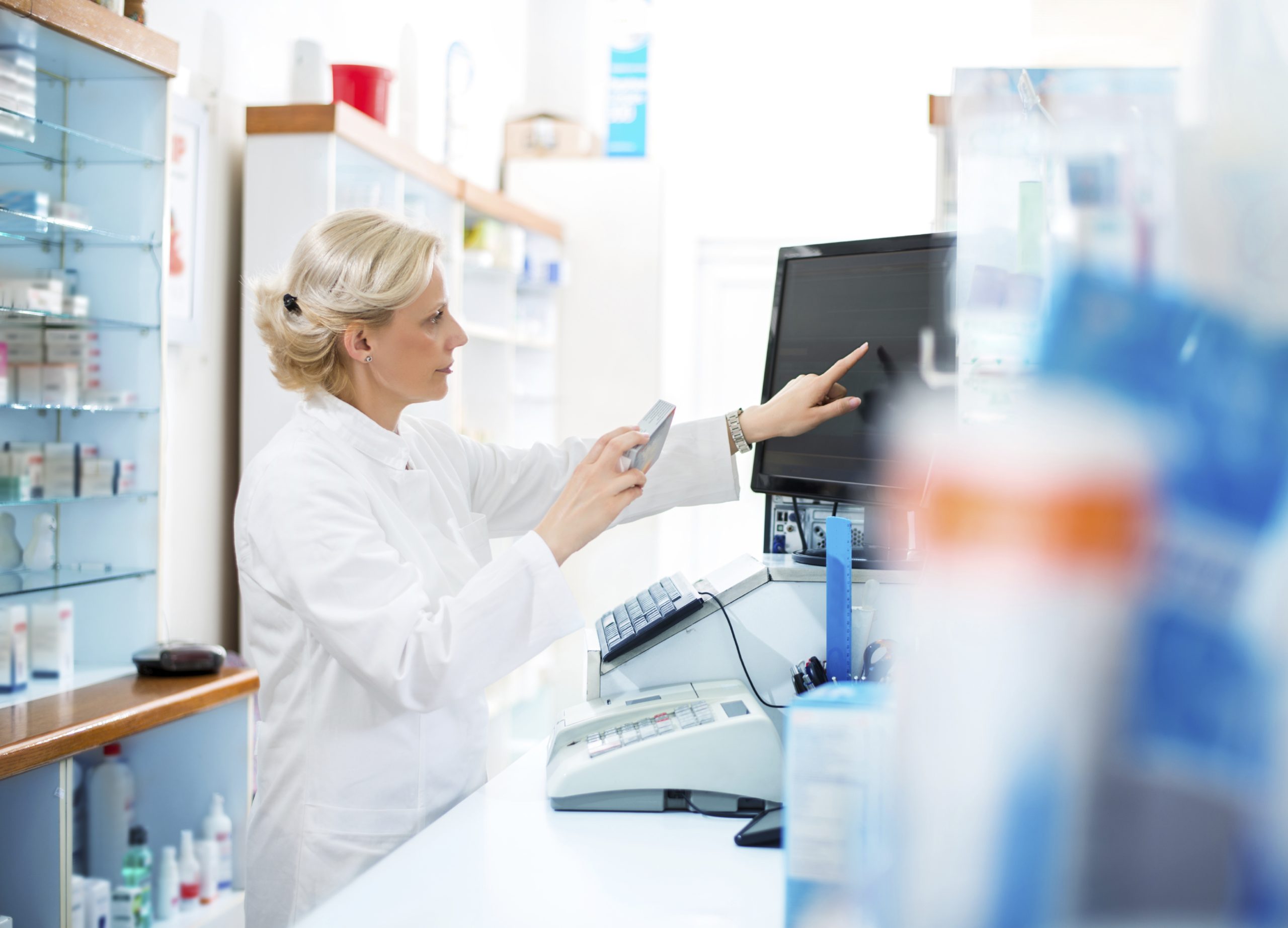 Coordinating patient care with walk-in and pharmacy-based clinics ...