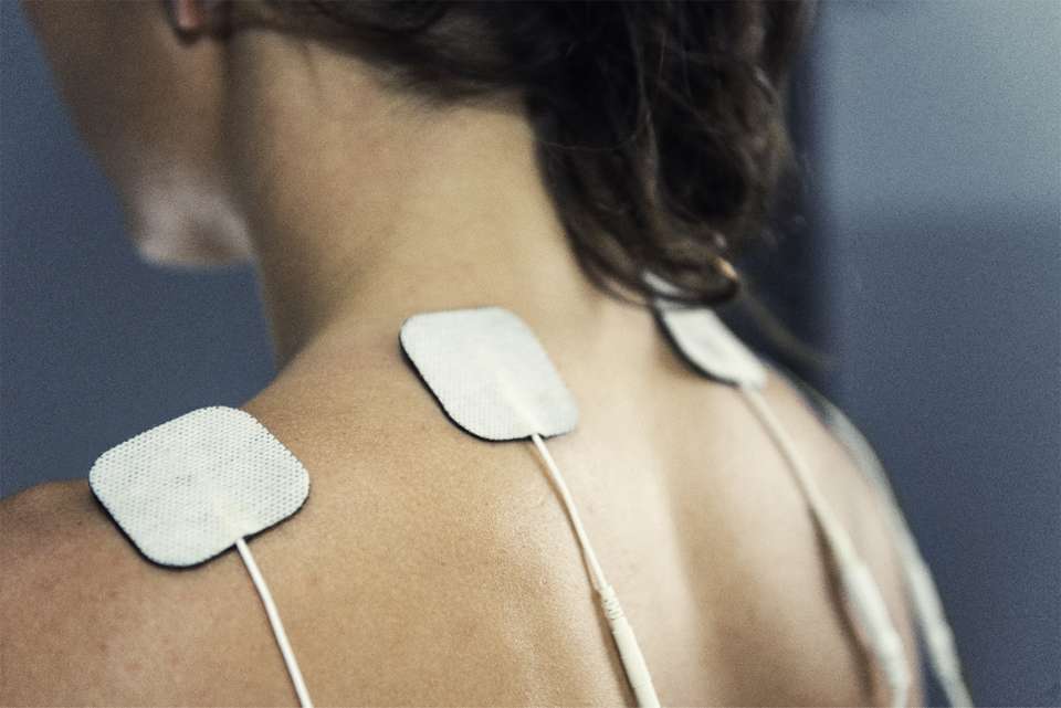 Best TENS Unit According to Chiropractors Reviews | Quill.com
