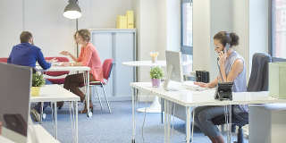 Reception Area Design Ideas From Stunning Ad Agency Waiting Rooms ...